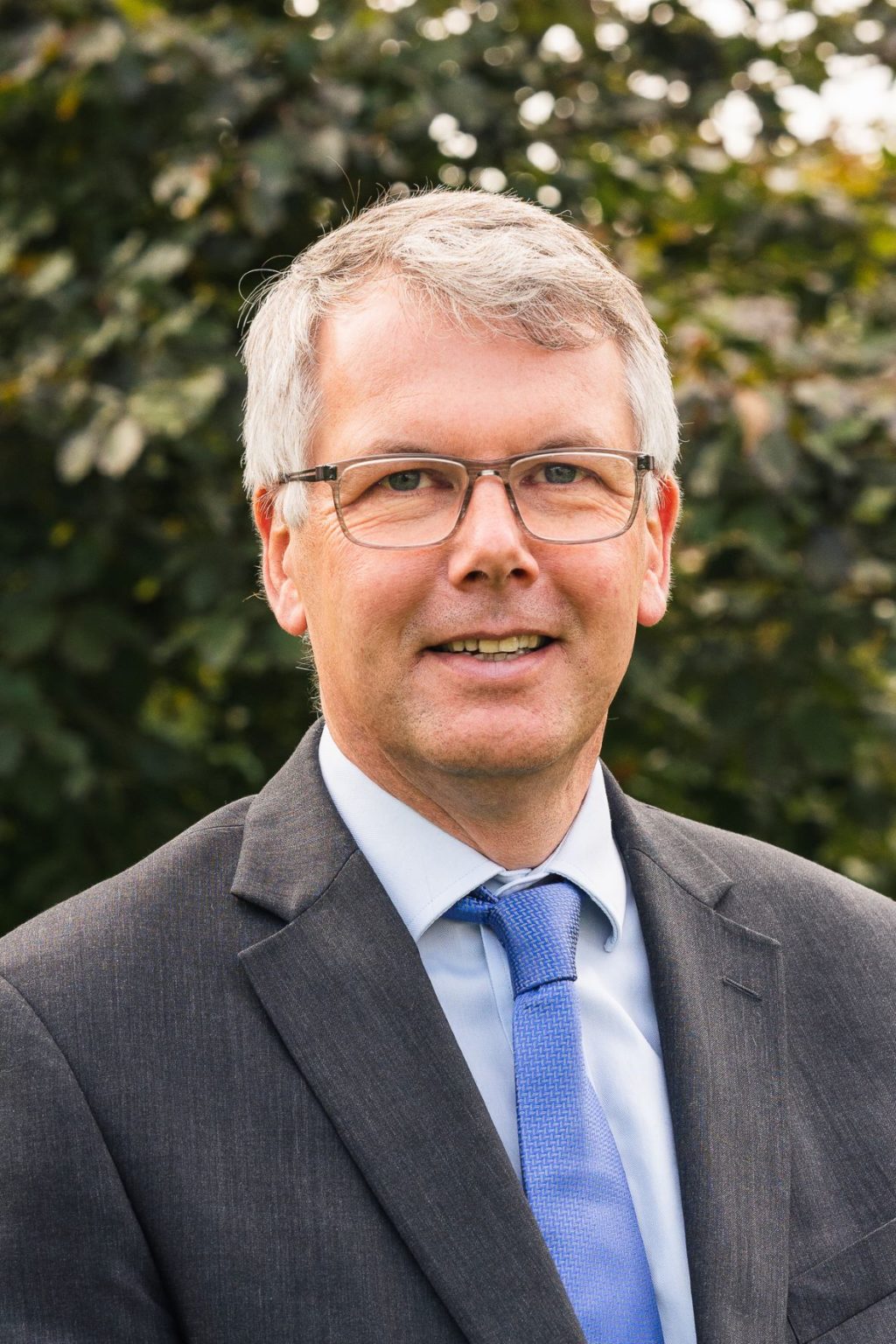 Peter J Burns – Mossop & Bowser